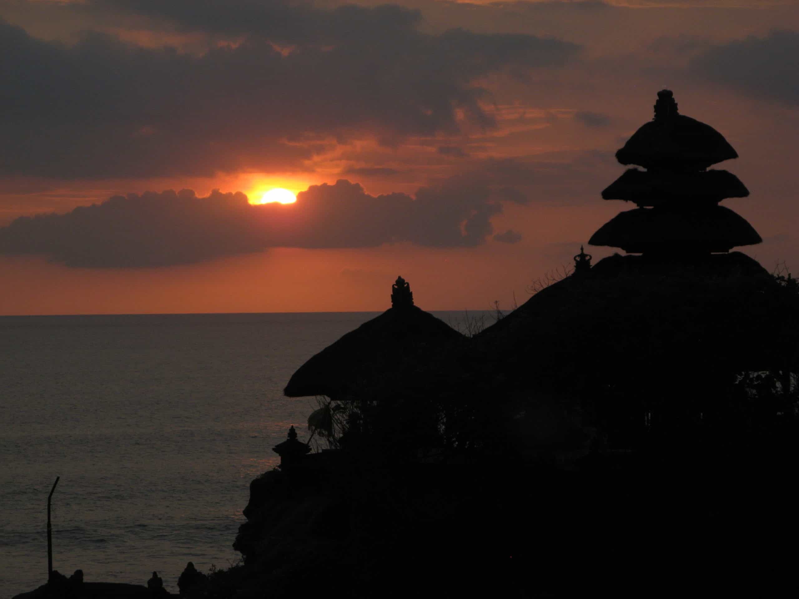 19 MAGICAL Places to Watch a Bali Sunset