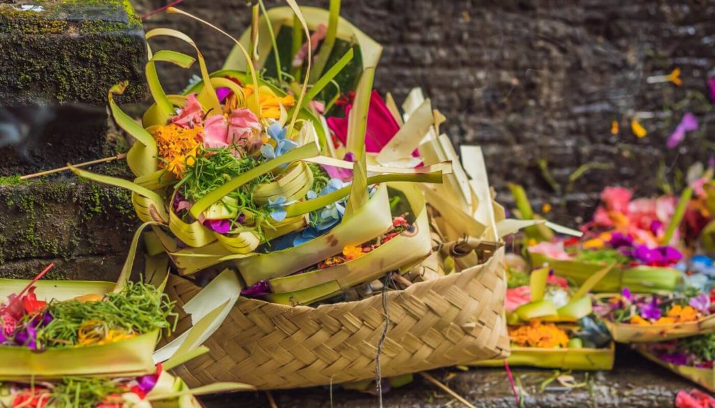 A Guide to Melukat Cleansing Ritual in Bali