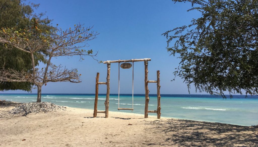 17 AMAZING Things to Do in the Gilis