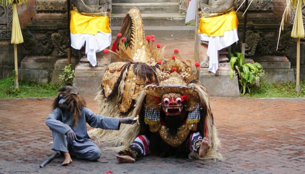A FULL GUIDE to Traditional Balinese Barong Dance